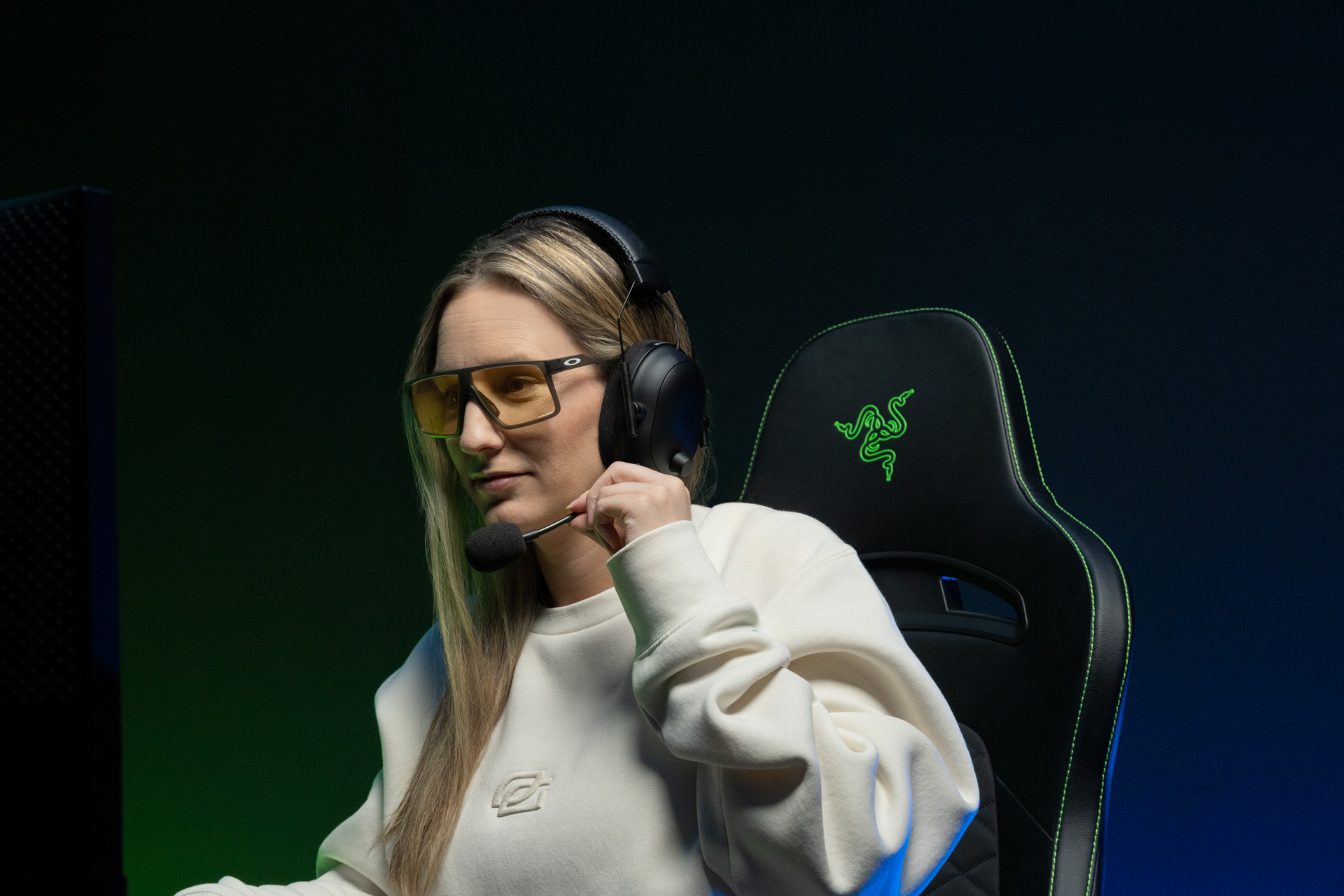 Oakley Helux Gaming Glasses – It Was All Yellow | Player2.net.au