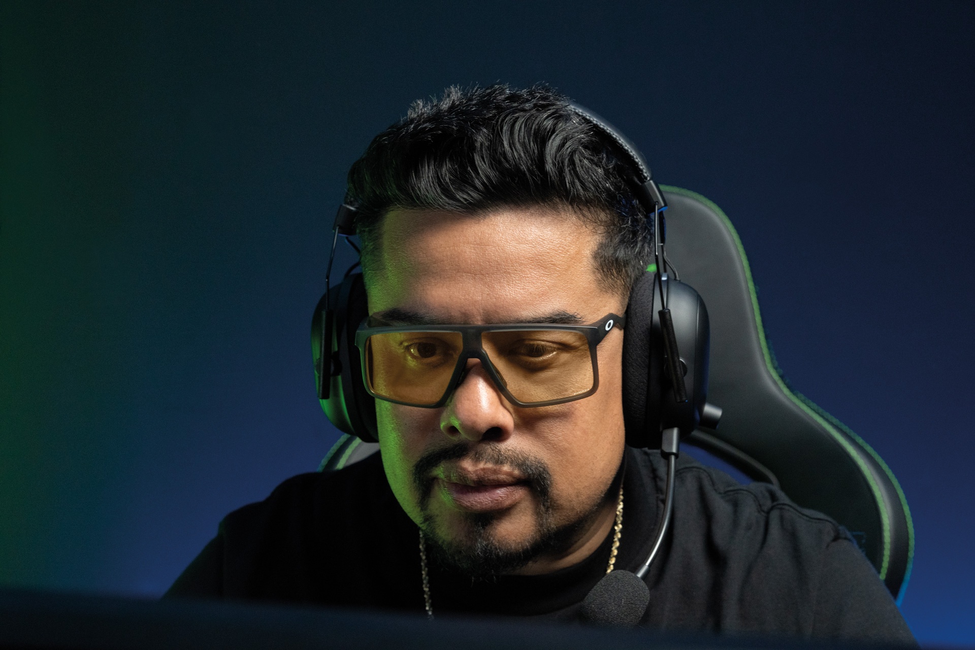 Oakley Helux Gaming Glasses – It Was All Yellow | Player2.net.au